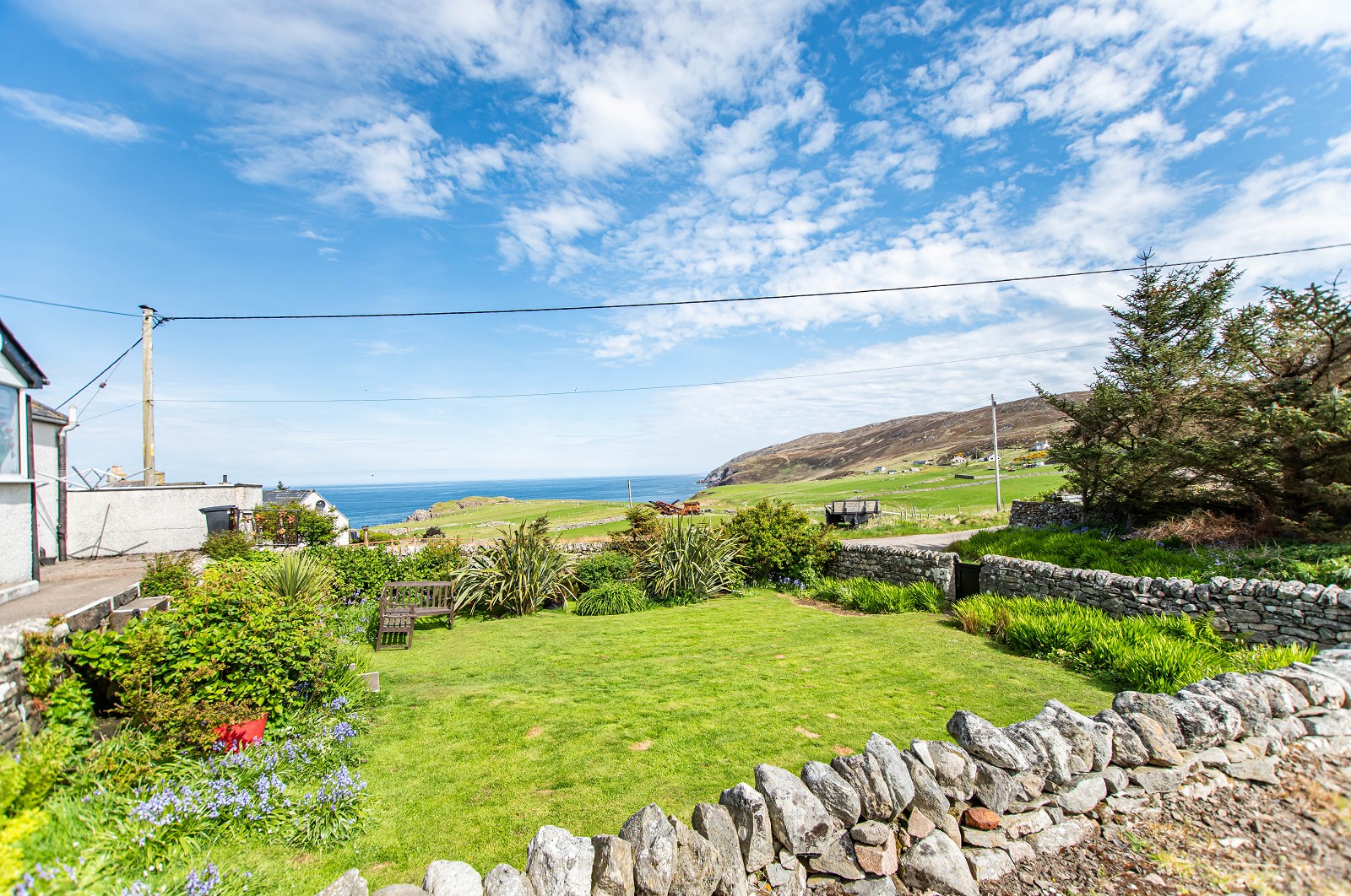 Kirtomy Mains, Bettyhill, Thurso, Highland. KW14 7TB - Yvonne ...